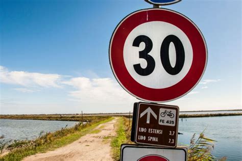 Speed Limits In Italy The Complete Guide Rac Drive