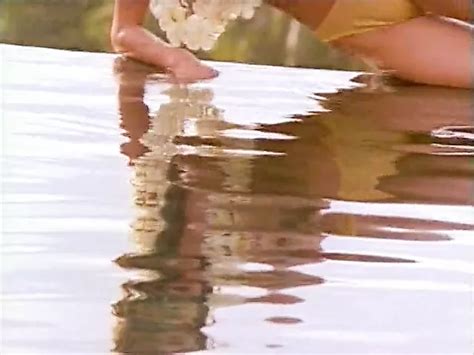 Elle Macpherson Nude Porn Videos And Sex Tapes Xhamster