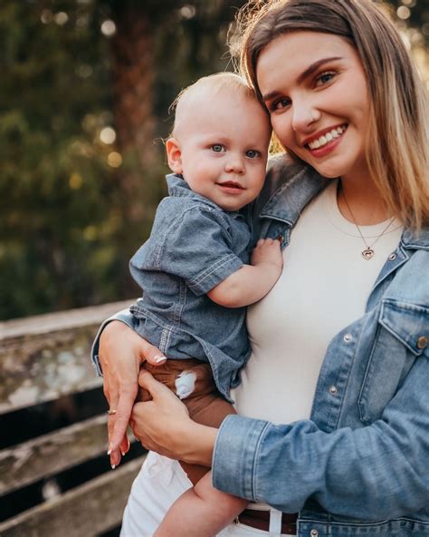 Mackenzie Riley Mackenzieriley • Instagram Photos And Videos