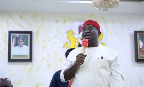 Ikpeazu Renames Faulks Road After Dr Sam Mbakwe Photos — Abn Tv