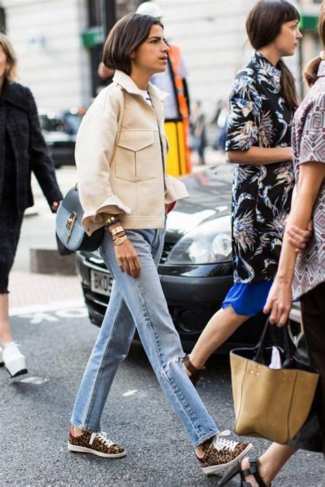 38 Outfits With Sneakers To Effortlessly Look Good Fashion Gone Rouge Street Style Style