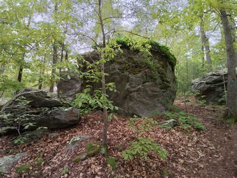 King Philips Cave In Norton Atlas Obscura