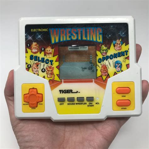 Vintage 1988 1980s Tiger Electronics Wresting Lcd Handheld Game Works