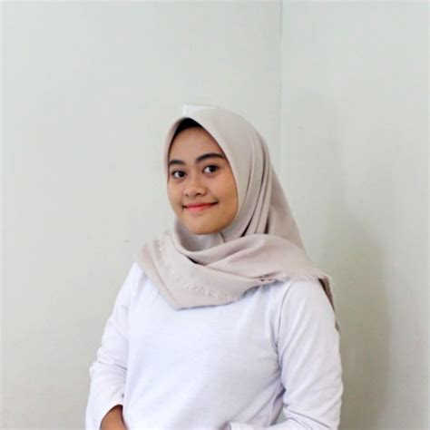 Siti Farida Art Teacher Al Azhar Islamic School Indonesia Linkedin