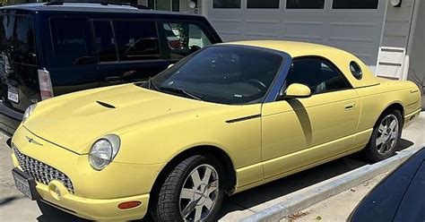 Two T Birds There Have Been 11 Generations Of The Ford Thunderbird