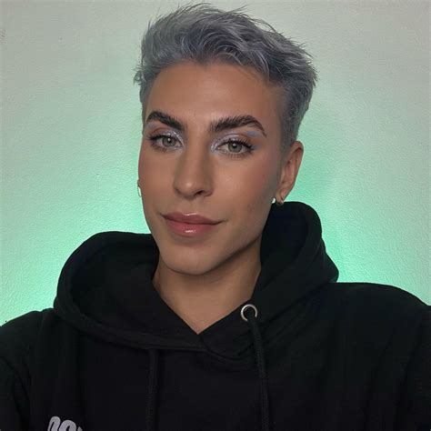 La VeritÀ Sui Trucchi Di Belen Rodriguez Sono Veramente Buoni Il Mascara Sarà Approvato