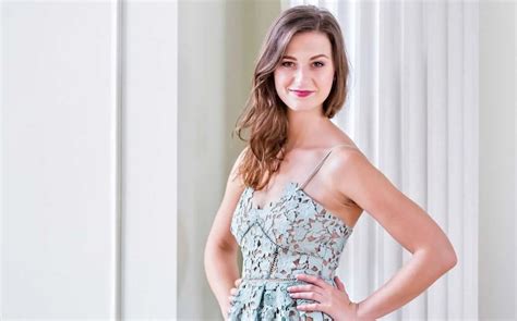 Corrina Scheurle Mezzo Soprano Short Biography