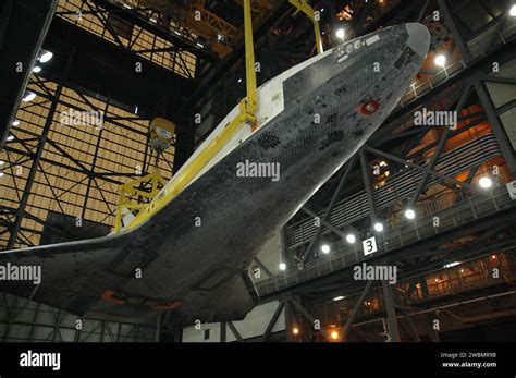 Atlantis Is Raised To Vertical In The Vehicle Assembly Building For