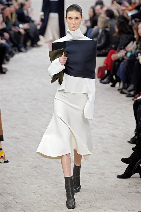 Phoebe Philos Most Memorable Moments At Céline