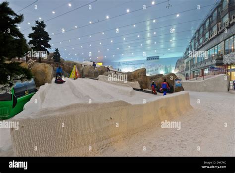 Indoor Ski Dubai Resort In The Mall Of Emirates Dubai United Arab