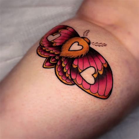 Love Bug By Mila At Long Road Tattoo In Washington Dc Rtattoos
