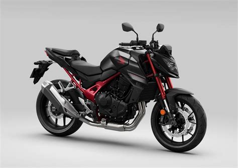 Confronto Tra Moto Honda Cb750 Hornet 2023 Vs Honda Cb750 Hornet E