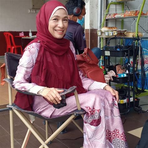 Nenek ‘gorgeous Aida Khalida Cantik Semula Jadi Usia 65 And Masih Aktif