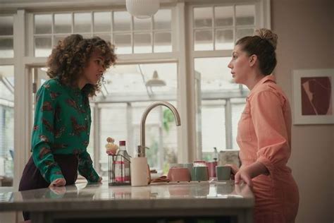 The Duchess Trailer Previews Comedian Katherine Ryans Netflix Show