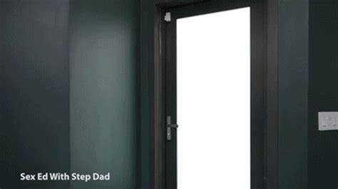 Lilibet Saunders Cuckquean Step Daughter Sex Ed With Step Dad Hd