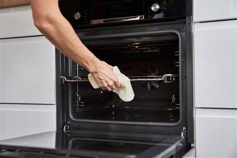 How Much Does Oven Cleaning Cost In The Uk 2025 Data Airtasker Uk