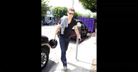 Пол Уэсли в Лос Анжелесе 25 сентября 2012г