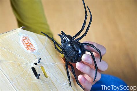 Have Creepy Fun With Super Fast The Zuru Toys Robo Alive Spider