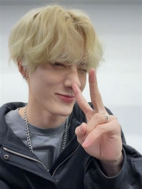 Pin Di Binniebae Su ♡૮꒰ Eric Sohn ꒱ა