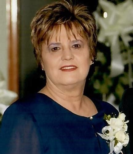 Stephanie Griders Instagram Twitter And Facebook On Idcrawl