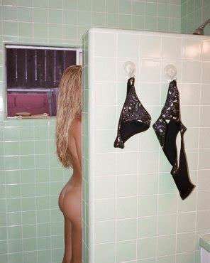 Just Enough Sticking Out Of The Shower Porn Pic Eporner