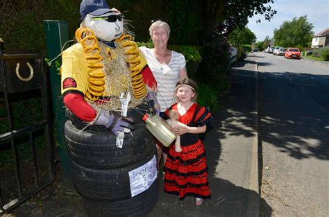Dry Doddington Holds First Scarecrow Festival