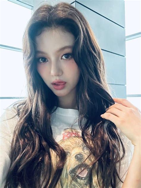 Danielle Marsh Lips 💋 Appreciation Post 🥵 Rnewjeanshotties