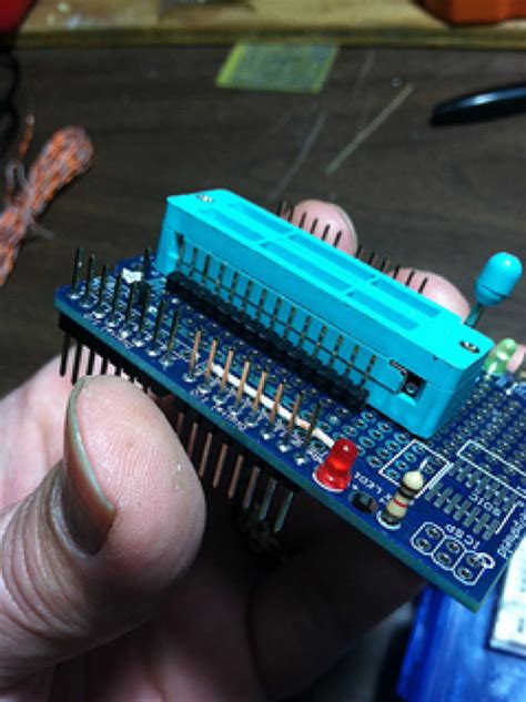 Universal Avr Isp Programmer Shield Project Adafruit Industries