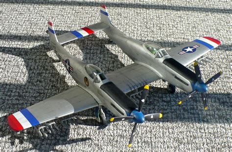 The Great Canadian Model Builders Web Page Twin Mustang
