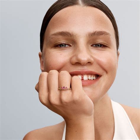 Pandora Gold Disney Prinzessin Rapunzel Tiara Ring