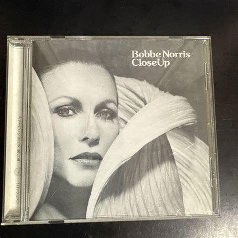 Bobbe Norris Close Up メルカリ