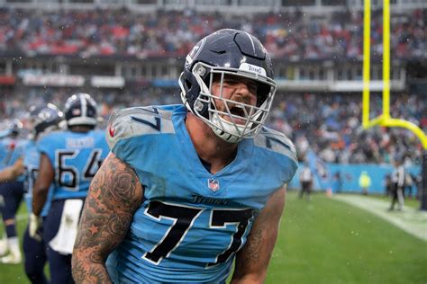 Tennessee Titans Taylor Lewan Agree To Massive Contract Extension