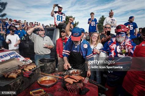 Football Tailgate At Home Photos And Premium High Res Pictures Getty