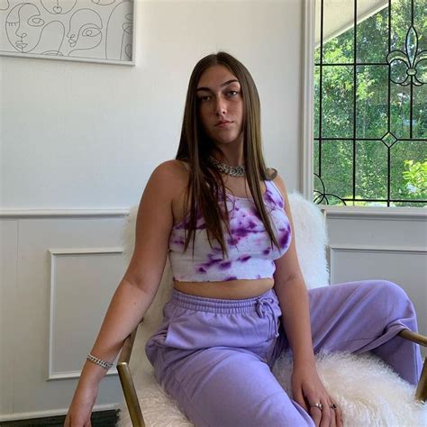 Pin By Ak On Brandy Melville Women Gal Fashion