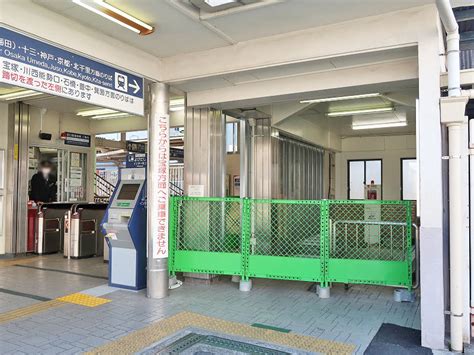【1219訂正】服部天神駅の梅田方面行き駅舎で改造工事してる／2025年末まで「自動改札機」の数が1つ減るみたい Tnn豊中報道。2