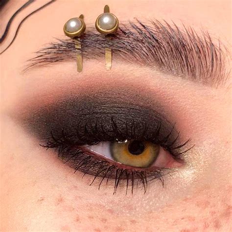 Makeup Tips Black Eyes Saubhaya Makeup