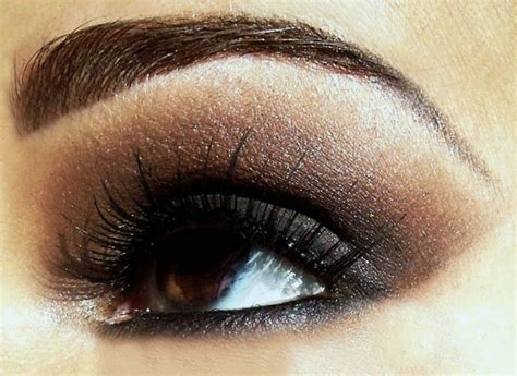 Smokey Eyes Makeup Asian Clothing