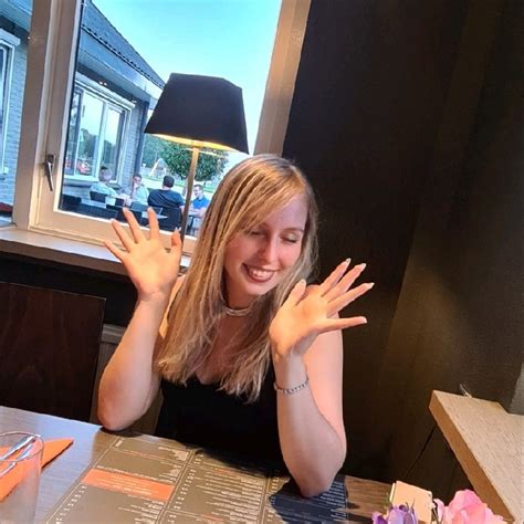 Iris Van Loosbroek Roc Rivor Tiel Gelderland Nederland Linkedin