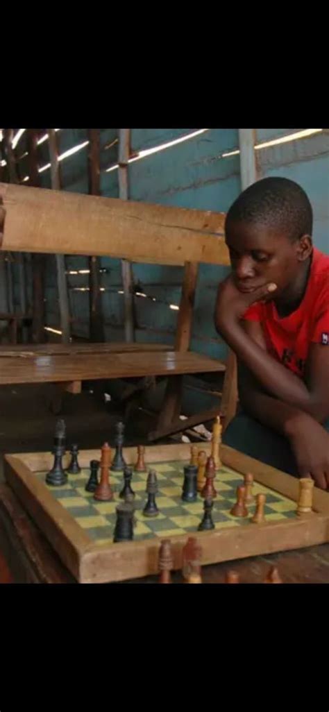 Rugged Chess Pieces From Queen Or Katwe Chess Forums