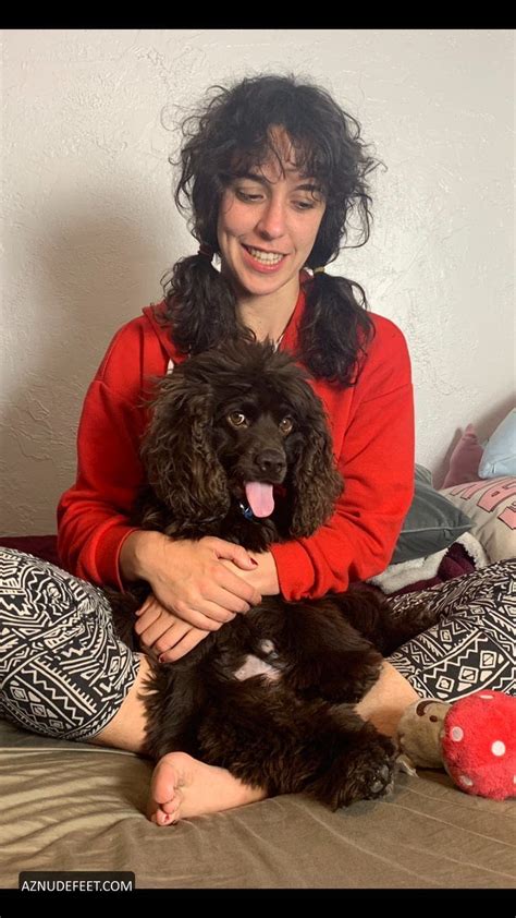 Jamie Loftus Feet Aznudefeet