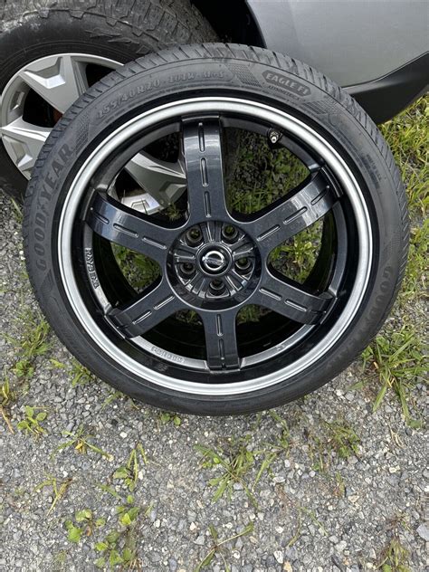 Nissan Gtr Gt R R35 Black Edition Rays Forged 20 Inch 20x95 Front