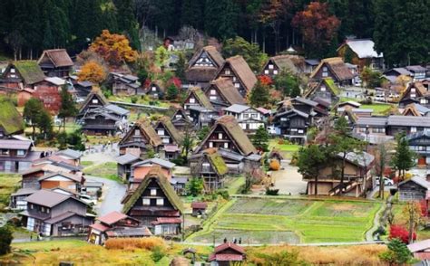 Great Reasons To Live In A Small Community