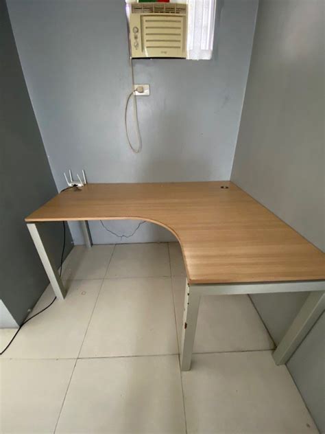 L Shape Table On Carousell