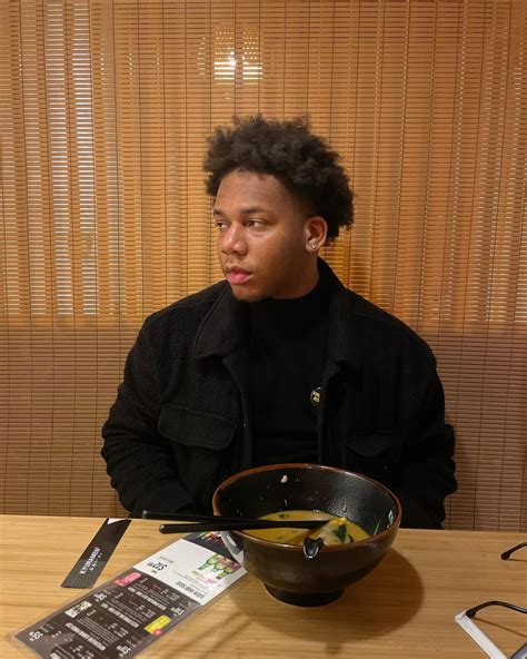 Mr Ezzo🐞🥀 Themrezzo • Instagram Photos And Videos