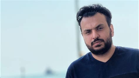 گل خاکستری ناصر عبدالهی Youtube