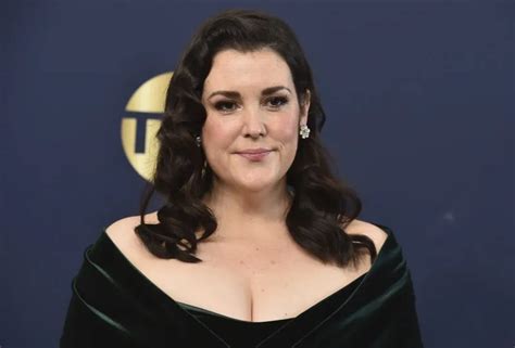 El Increíble Cambio Físico De Melanie Lynskey Lejos De Rose En Two And