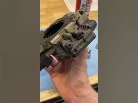 Jeep Wrangler 40 Throttle Body Clean Youtube