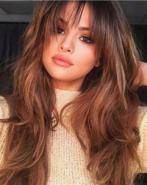 Pin By Darin Lawson On Selena Gomez Long Hair Styles Bangs With