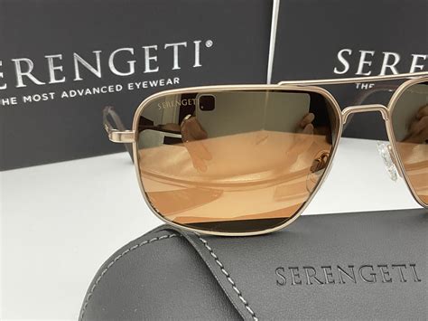 Serengeti Agostino Polarized Drivers Photochromic Glass Soft Gold Lens