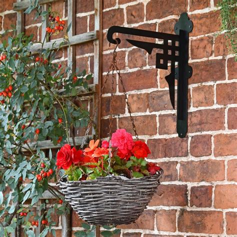 Art Deco Heavy Duty Iron Hanging Basket Bracket Black Country Metalworks